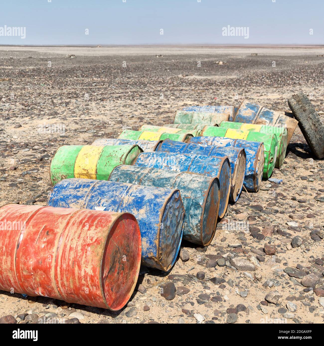 Old metal drum trash can hi-res stock photography and images - Alamy