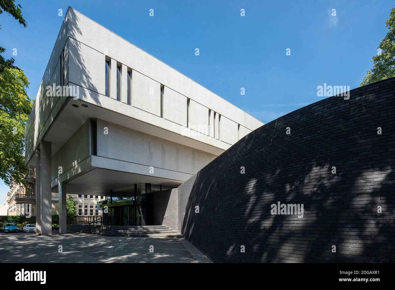 Oblique view of main entrance, west elevation. Royal College of ...