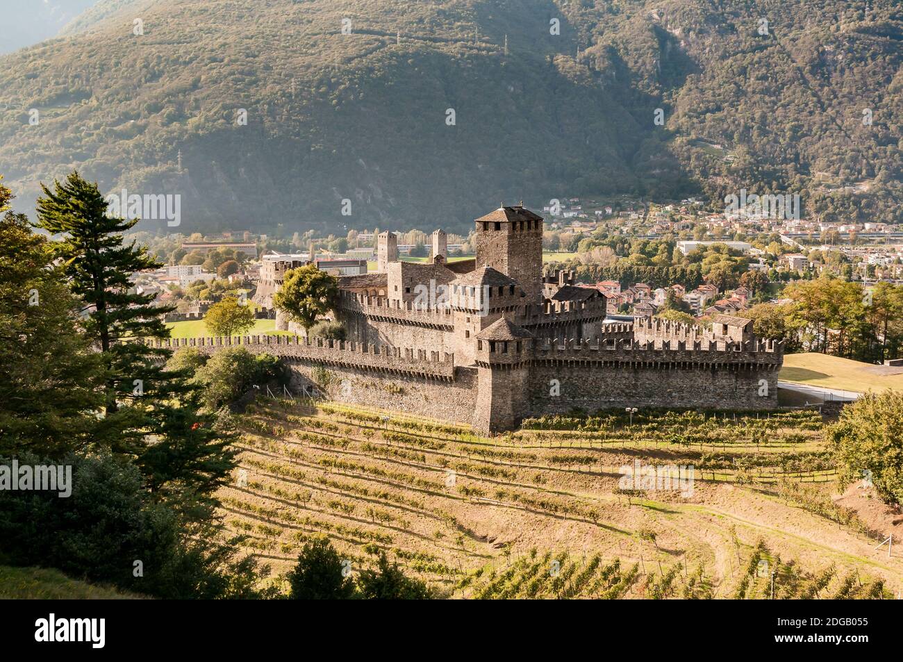 Montebello hi-res stock photography and images - Alamy