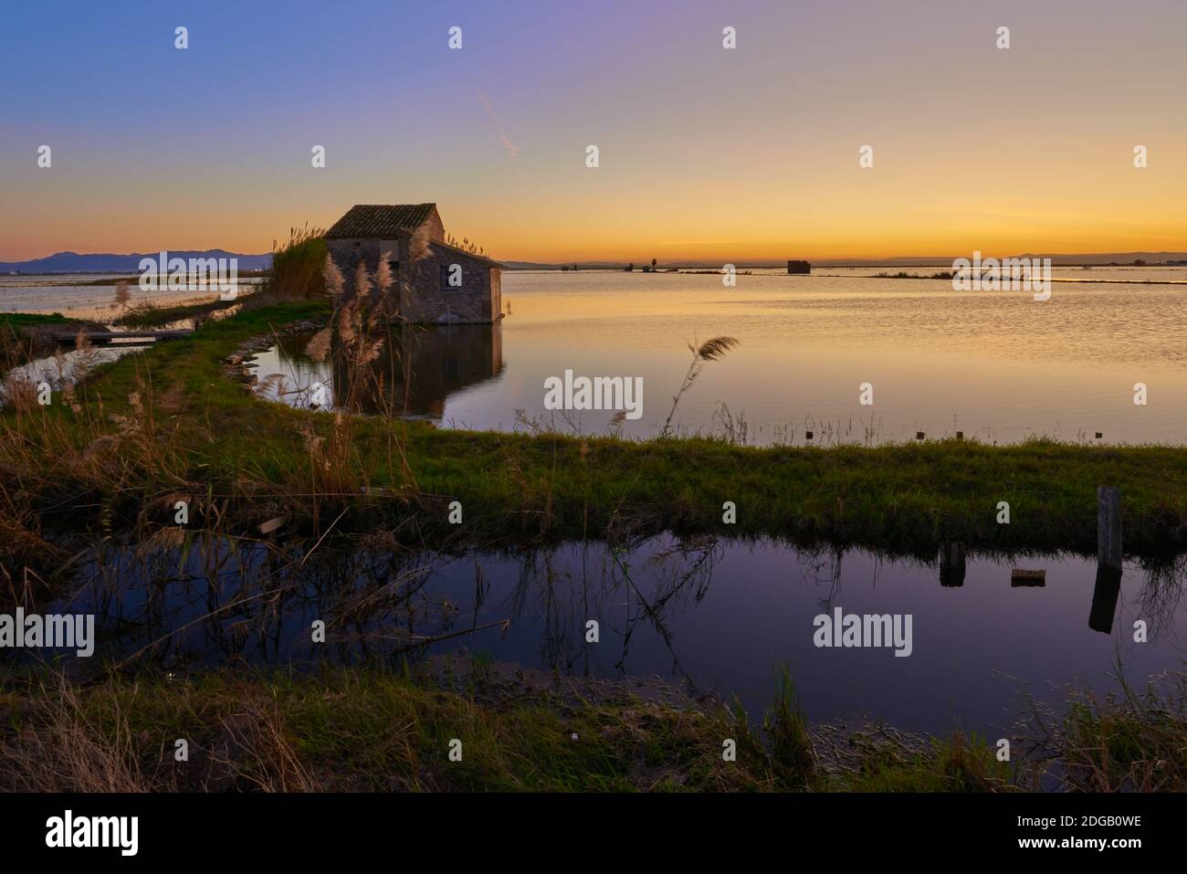 Splendid sunset hi-res stock photography and images - Alamy