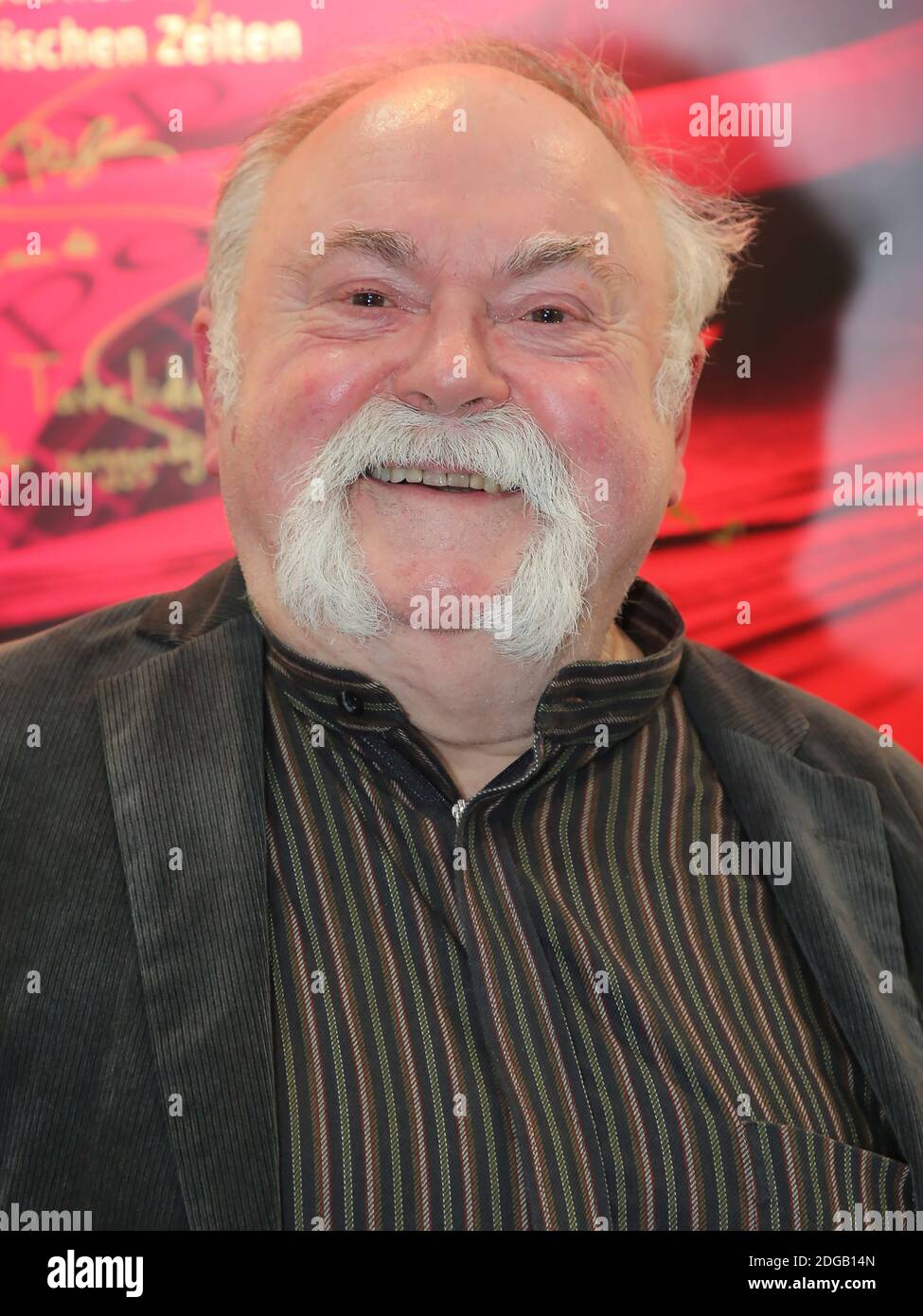 Cabaret artist hi-res stock photography and images - Alamy