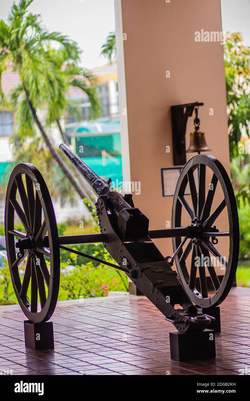 Old civil war cannon on wheels and has been noonday gun historic time ...