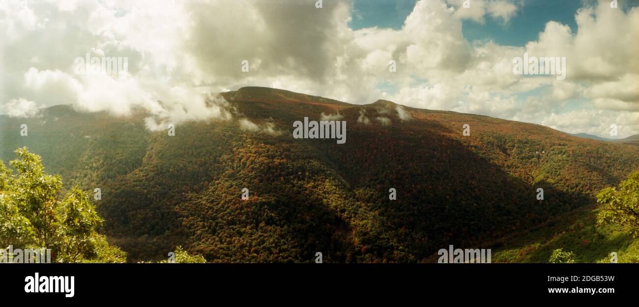 Catskill mountain hi-res stock photography and images - Alamy