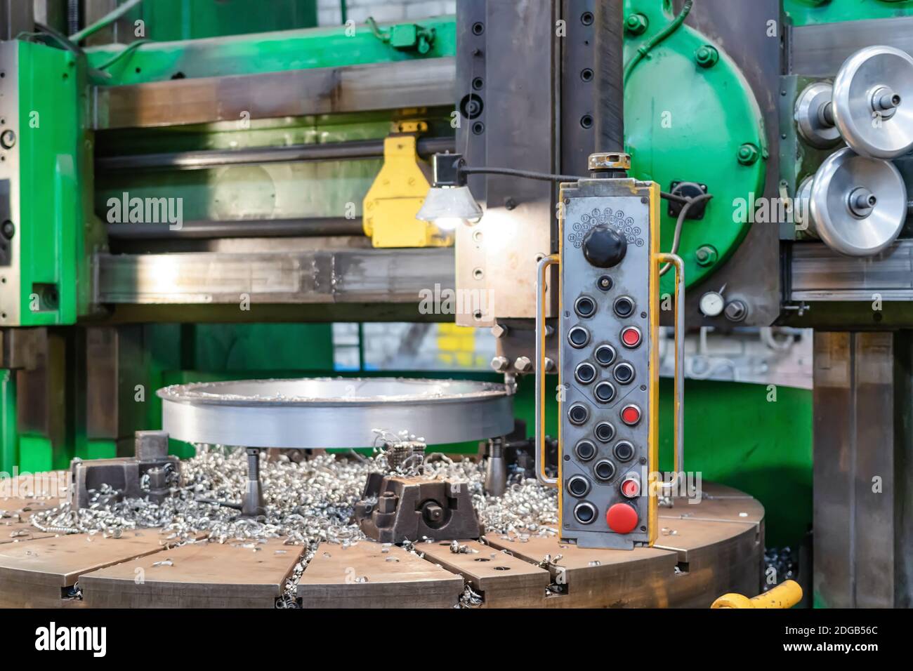 Old milling machine hi-res stock photography and images - Alamy