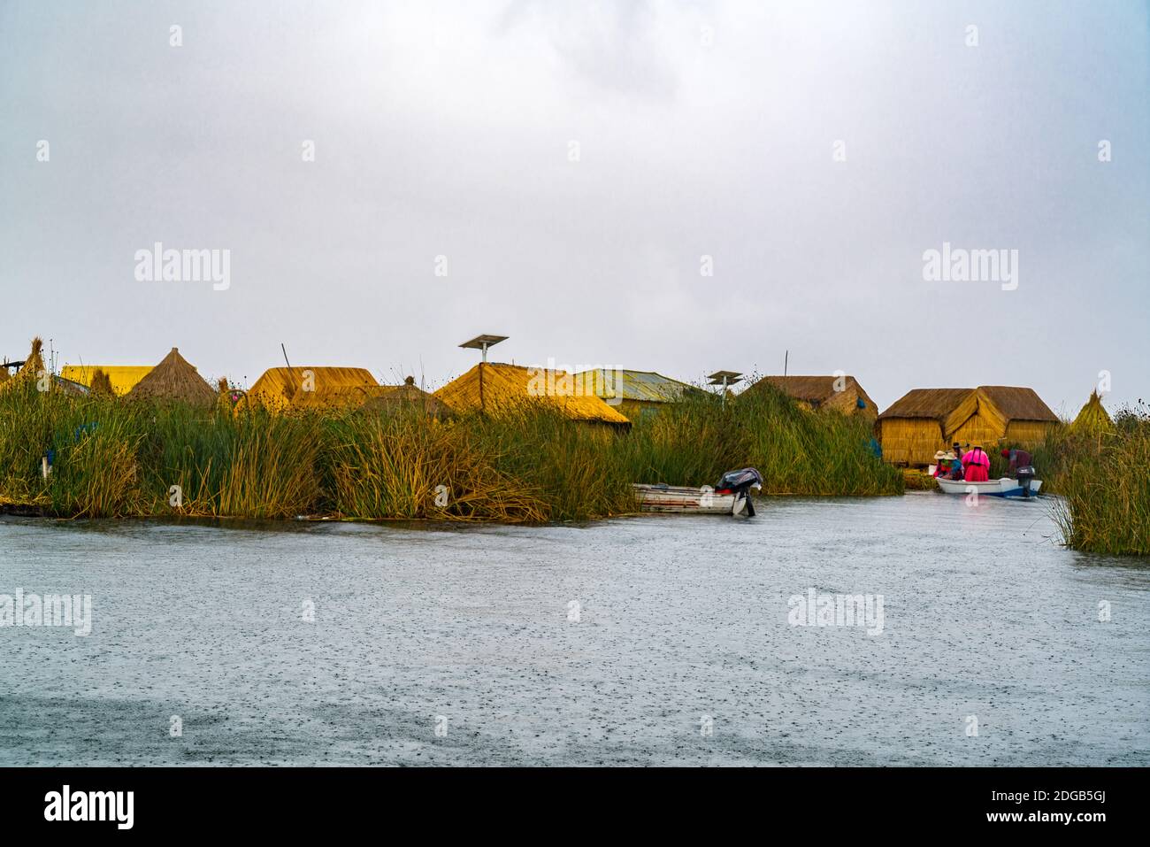 Uros village hi-res stock photography and images - Alamy