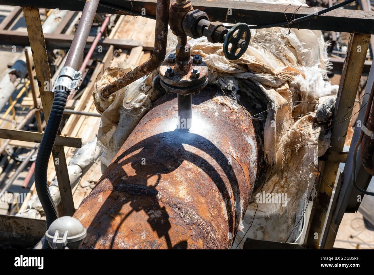 Carrying out color flaw detection to detect surface defects Stock Photo ...