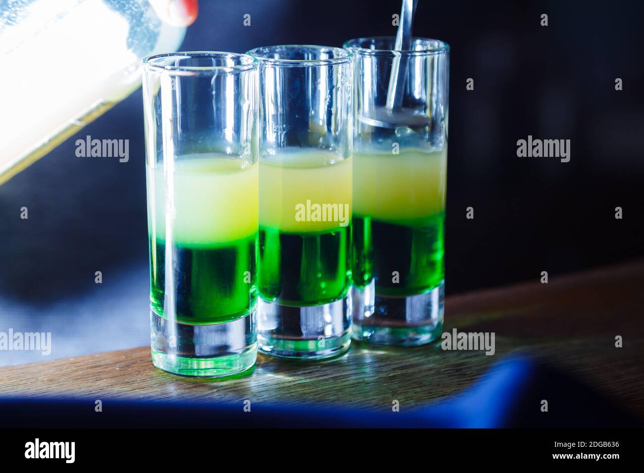Alcohol nightlife hi-res stock photography and images - Alamy