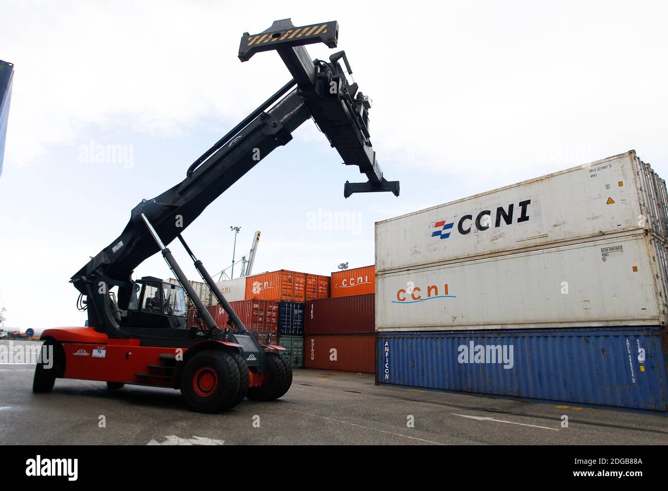 Marín-Spain Container truck picking up a container to be loaded onto a ...