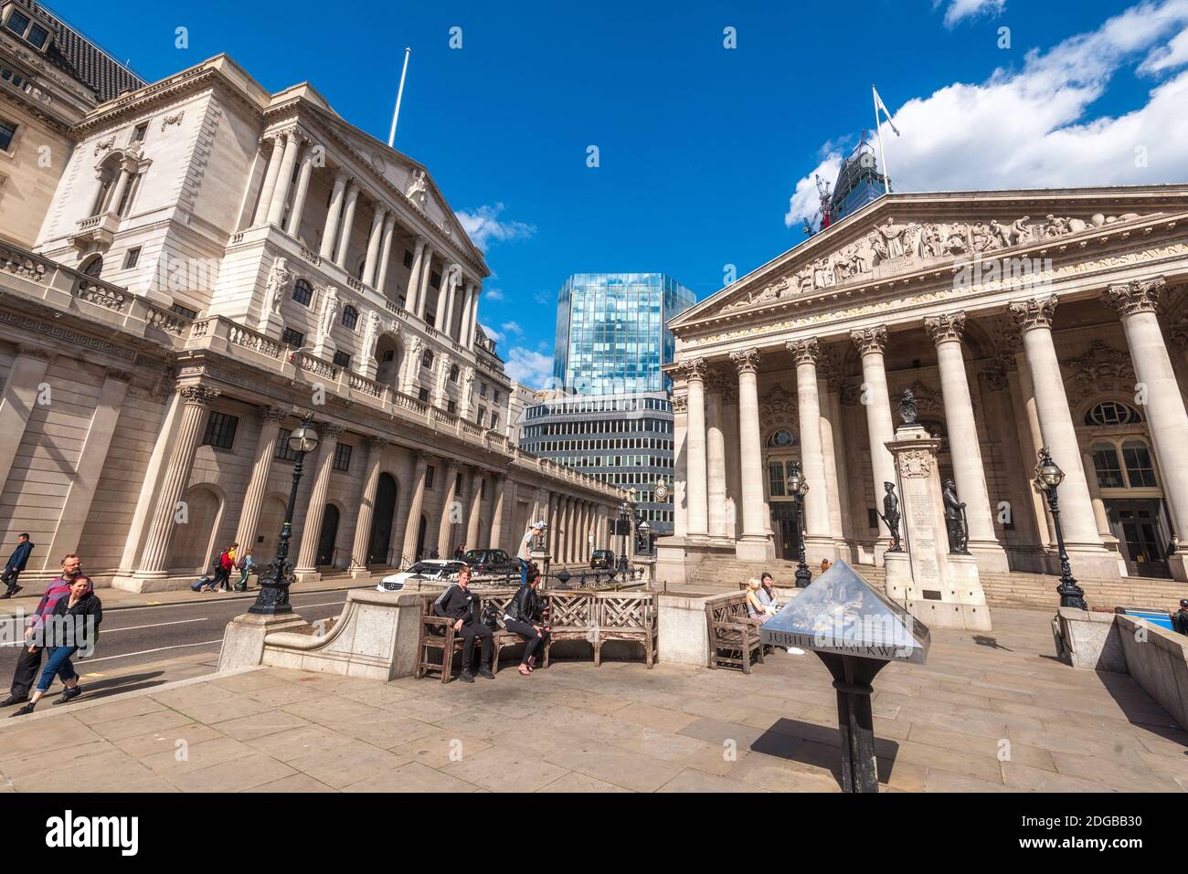 London Stock Exchange High Resolution Stock Photography and Images - Alamy