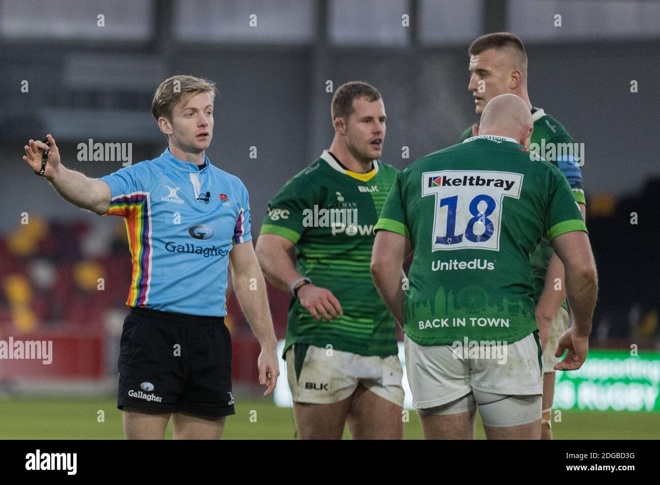 Christopher Ridley (Referee) in action Stock Photo - Alamy