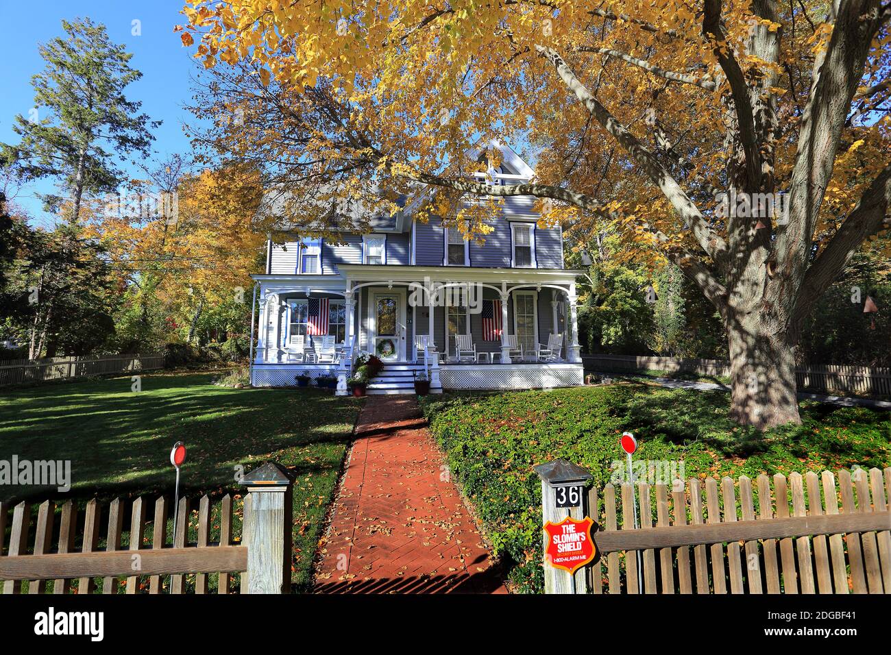 Private home Setauket Long Island New York Stock Photo - Alamy