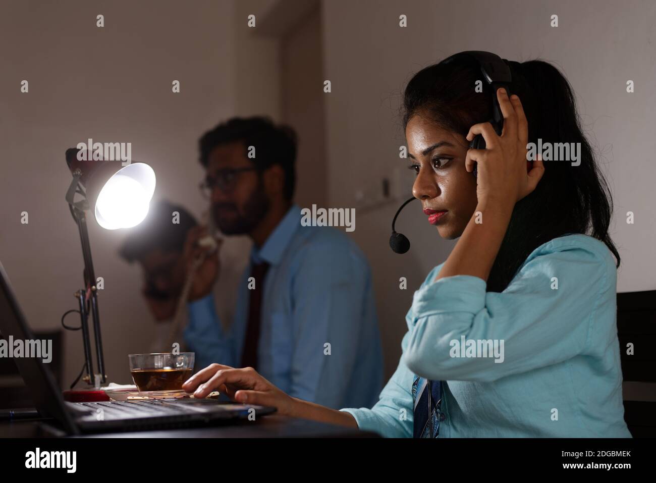 Indian woman working in call hi-res stock photography and images - Alamy
