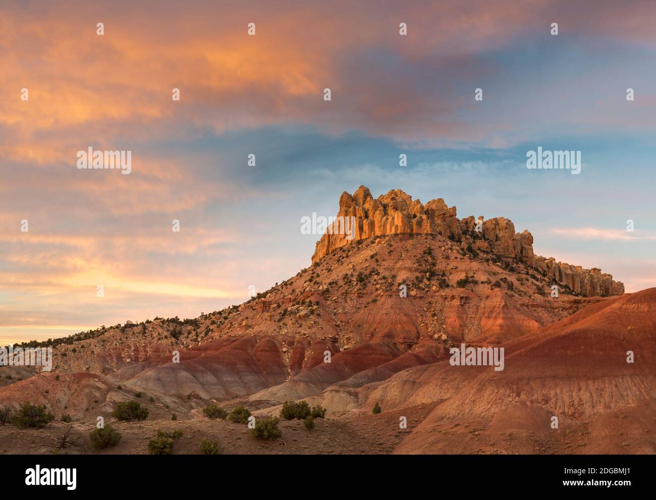 Sunrise over the Circle Cliffs near Long Canyon Overlook, Grand ...