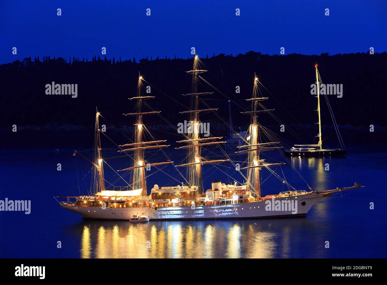 4 masted hi-res stock photography and images - Alamy