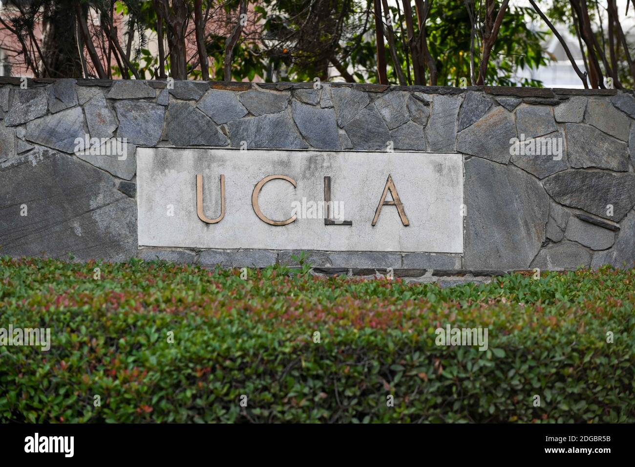 Ucla campus sign hi-res stock photography and images - Alamy
