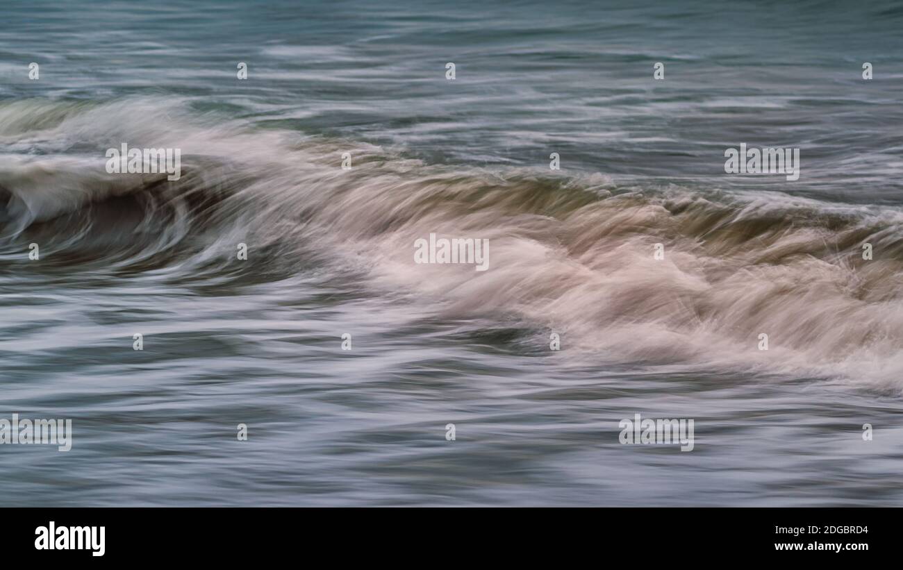 Beautiful landscape beach dusk breaking hi-res stock photography and ...