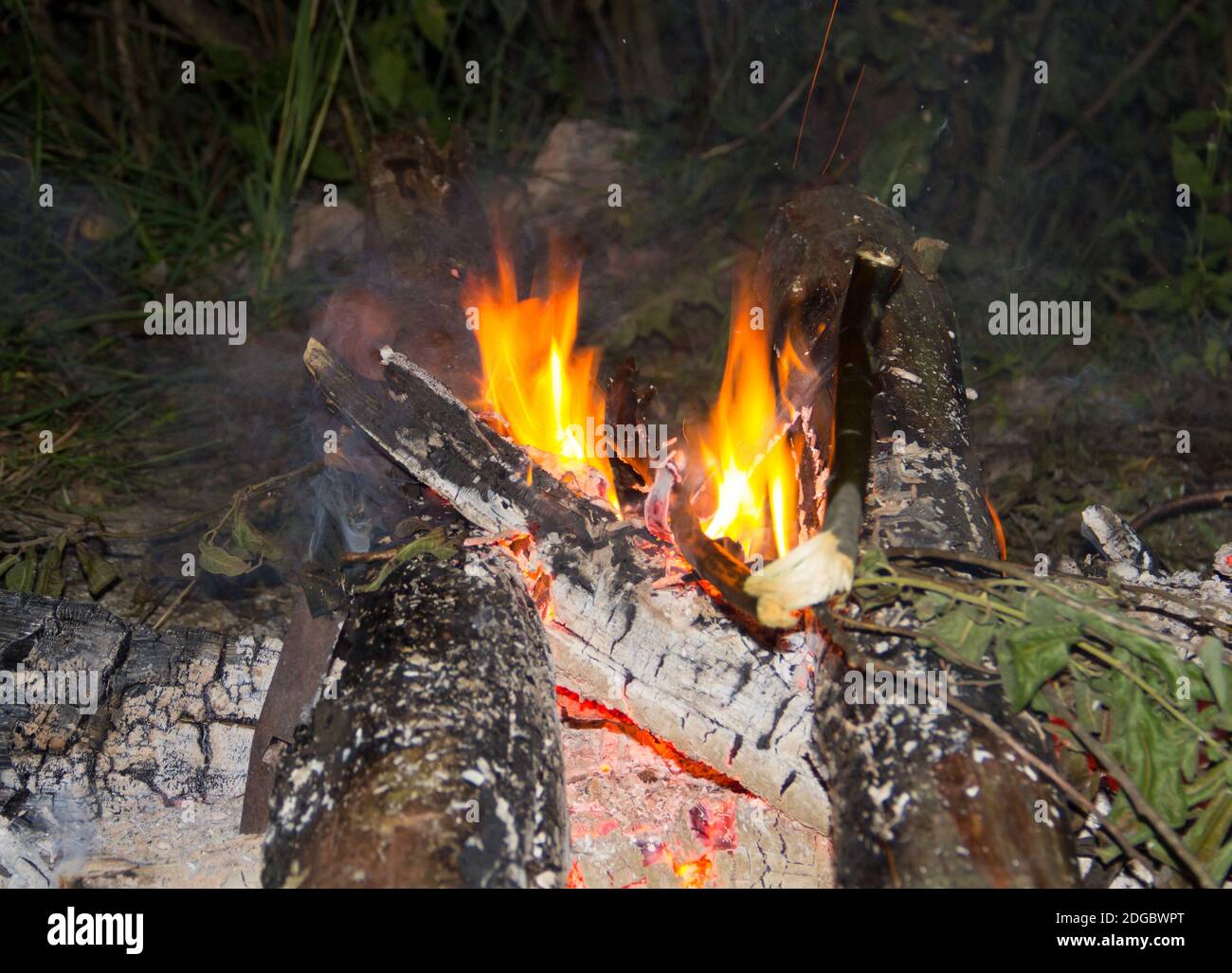 Beautiful bonfire hi-res stock photography and images - Alamy