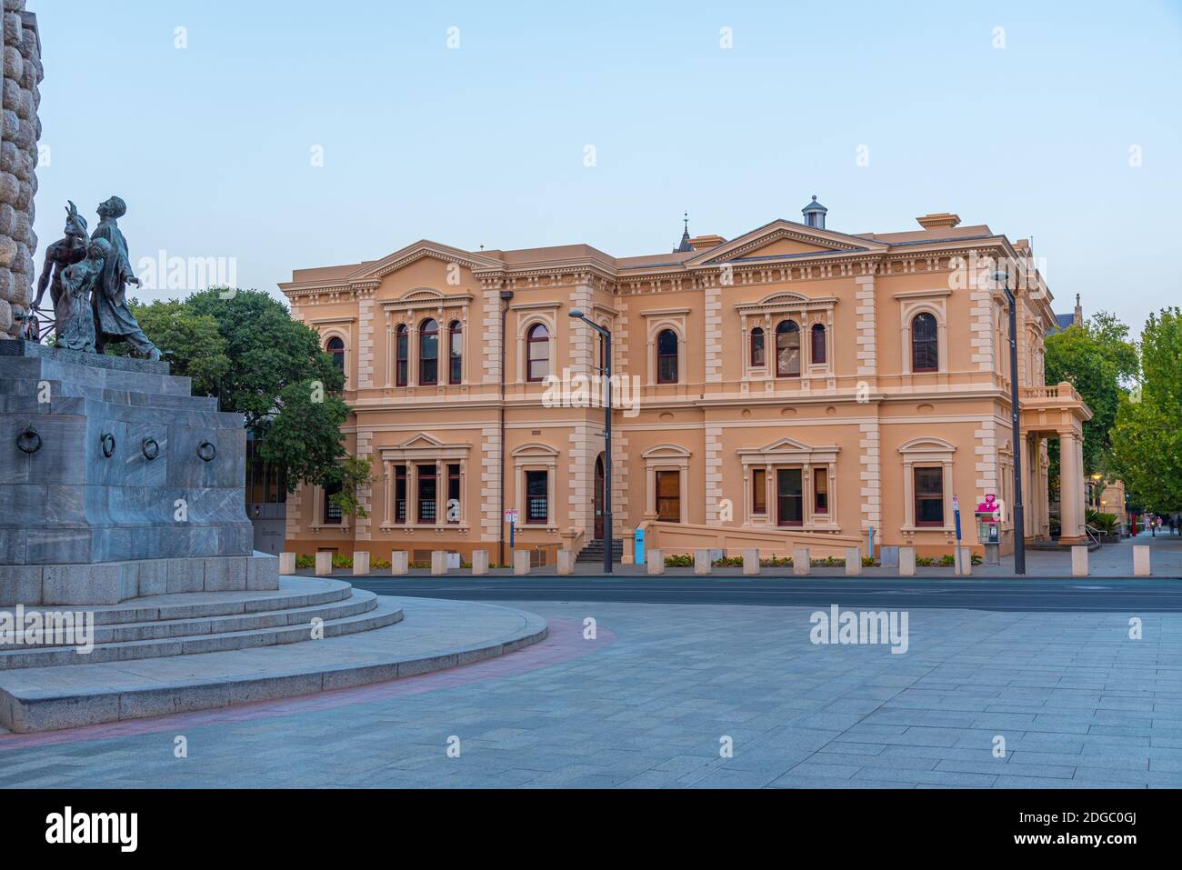 Sunset view of state library and national war memorial in Adelaide ...