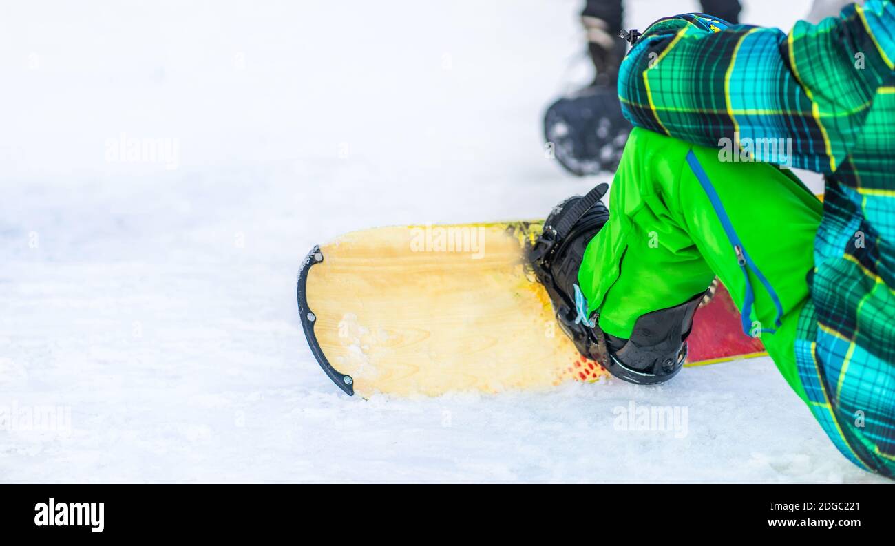 Snowboard riders hi-res stock photography and images - Alamy