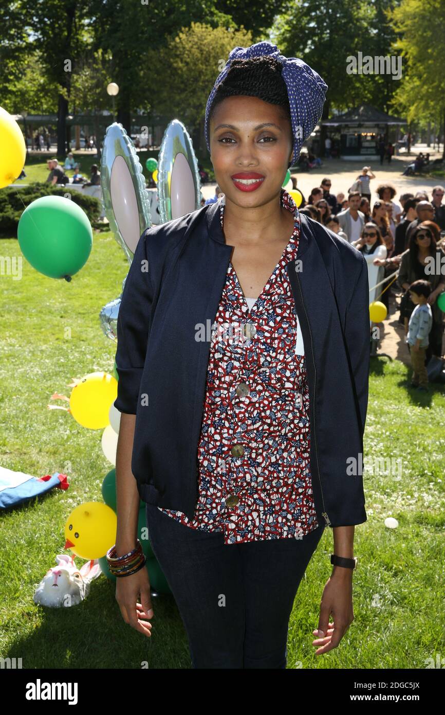 Imani lors de la chasse aux oeufs de Pâques organise par le Comité du ...