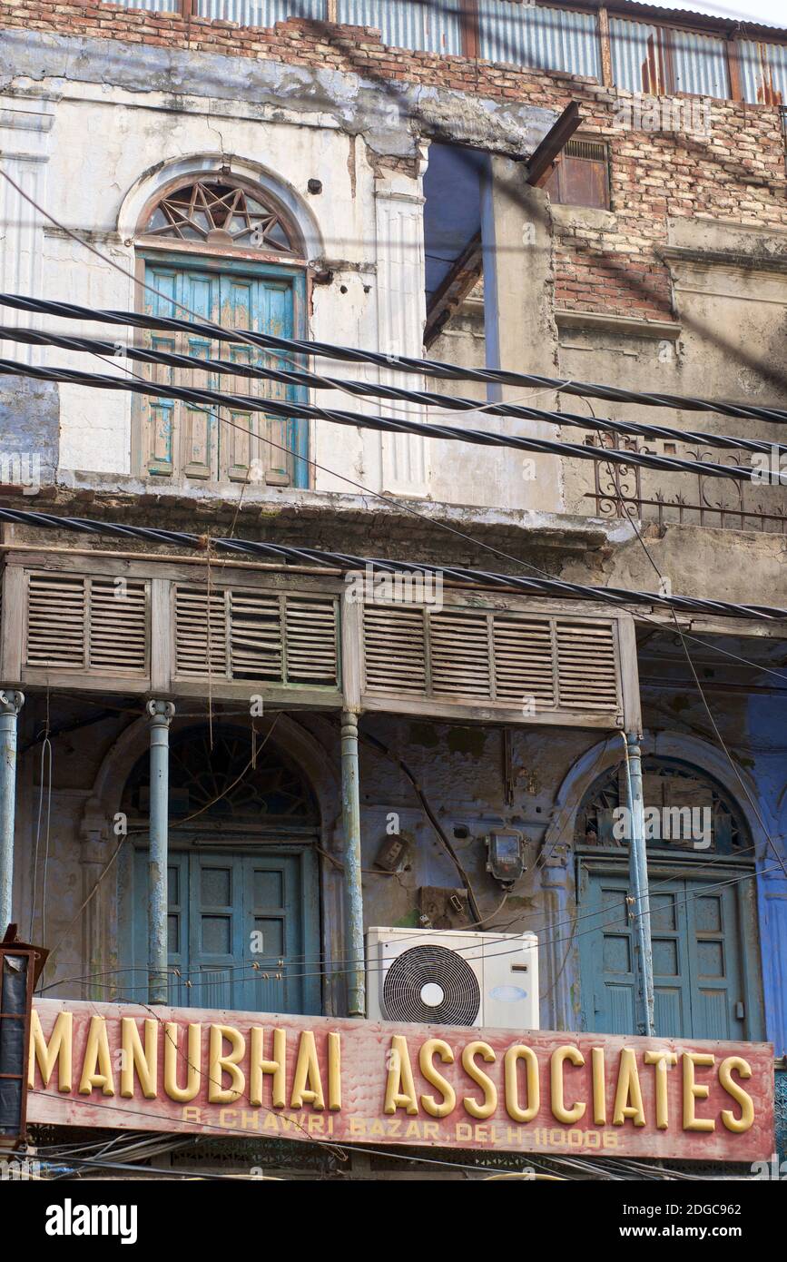 Store front of an old colonial building in Old Delhi. Chandi Chowk ...
