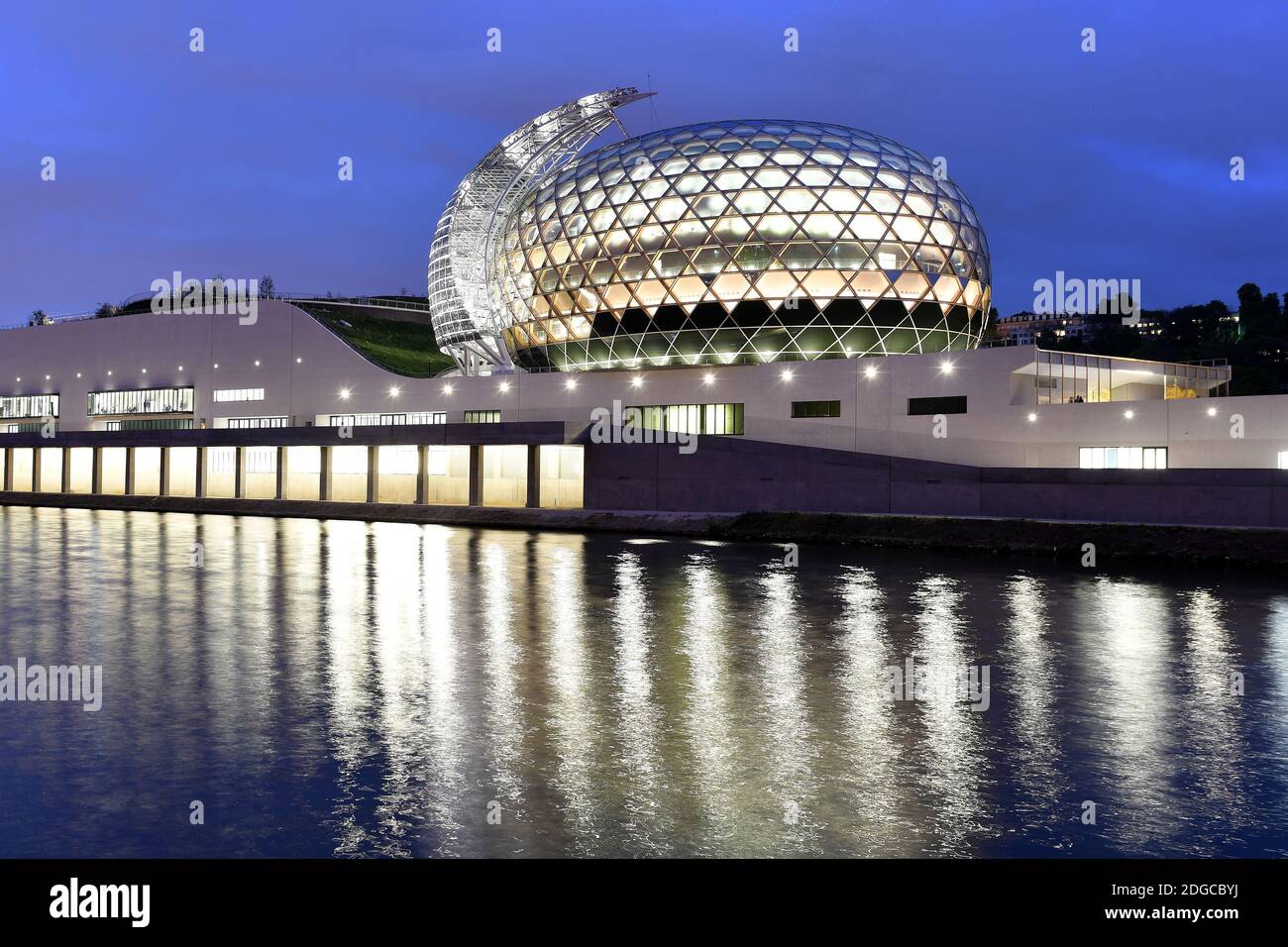 View of La Seine Musicale concert hall, by architects Shigeru Ban and ...