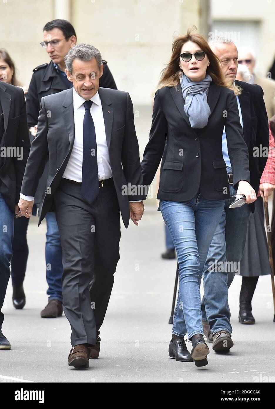 Former president Nicolas Sarkozy and his wife Carla Bruni Sarkozy cast ...