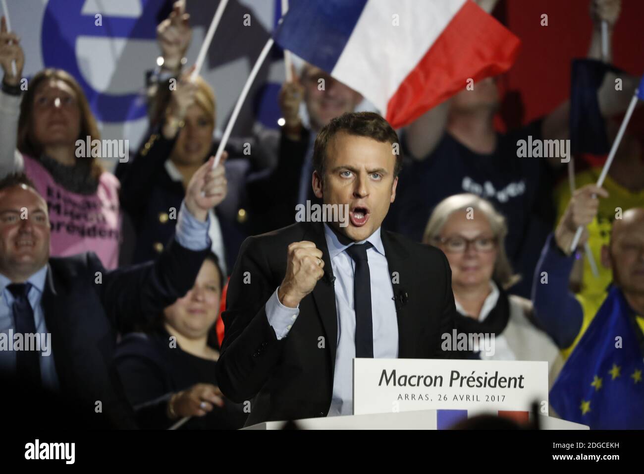 Presidential election candidate for the En Marche ! movement, Emmanuel ...