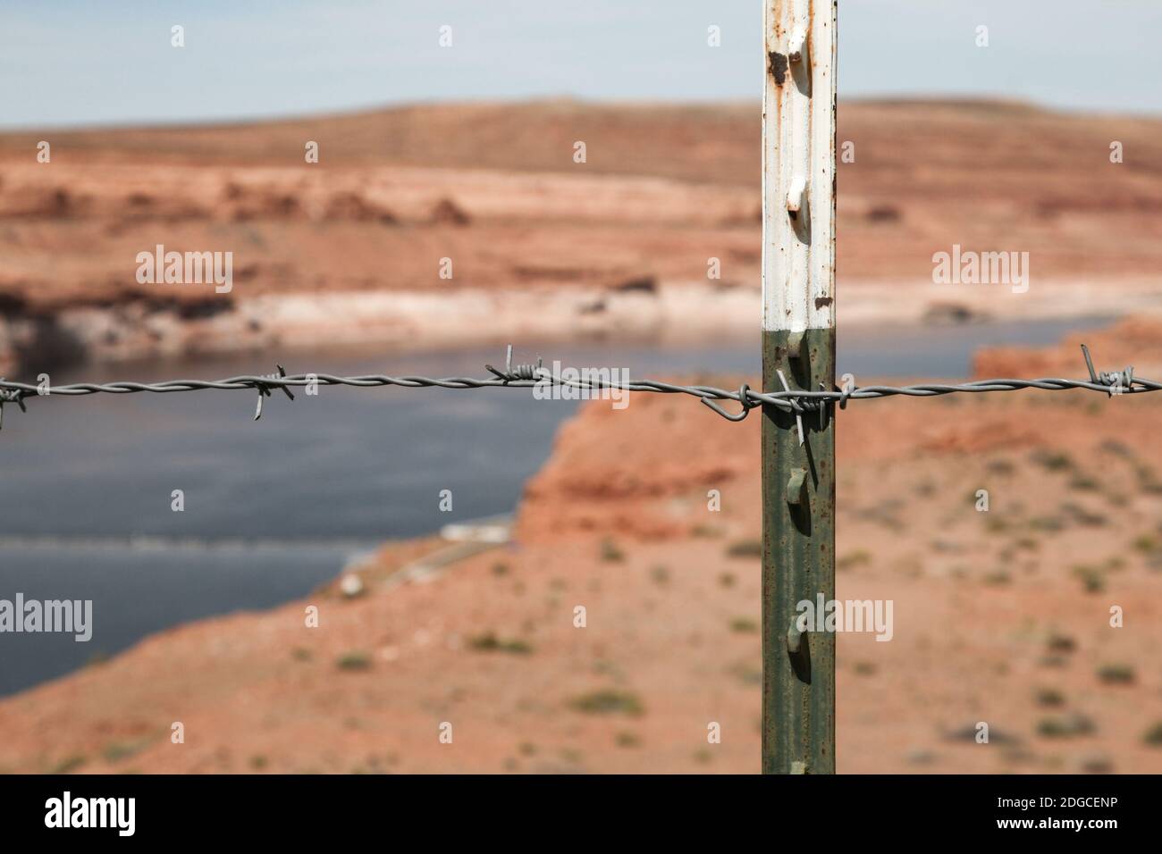 Off the wire hi-res stock photography and images - Alamy