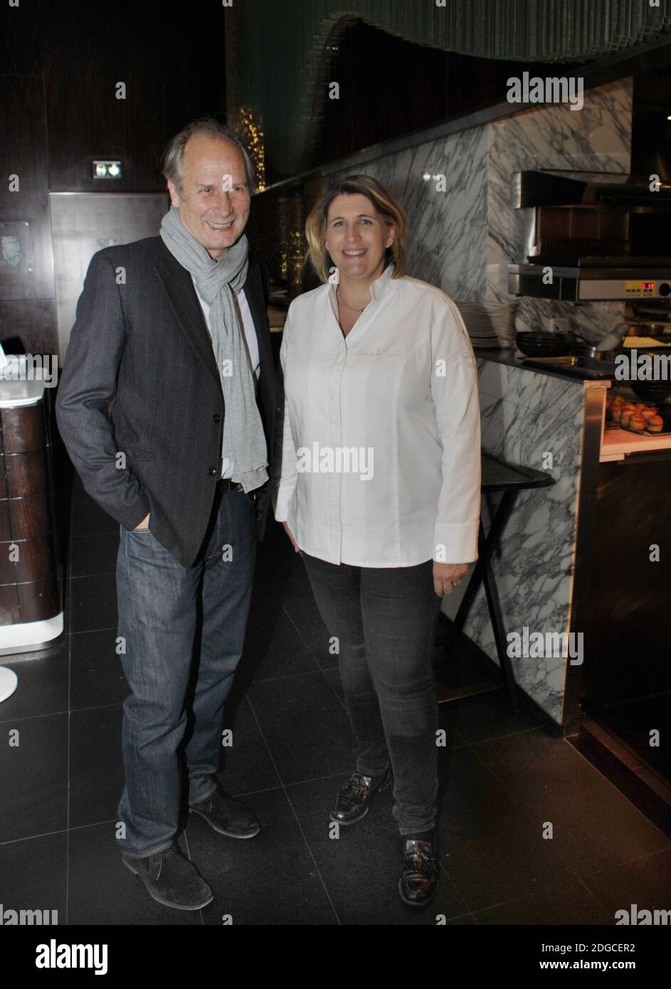 EXCLUSIVE. Stephanie Le Quellec, chef du Prince de Galles pose avec ...