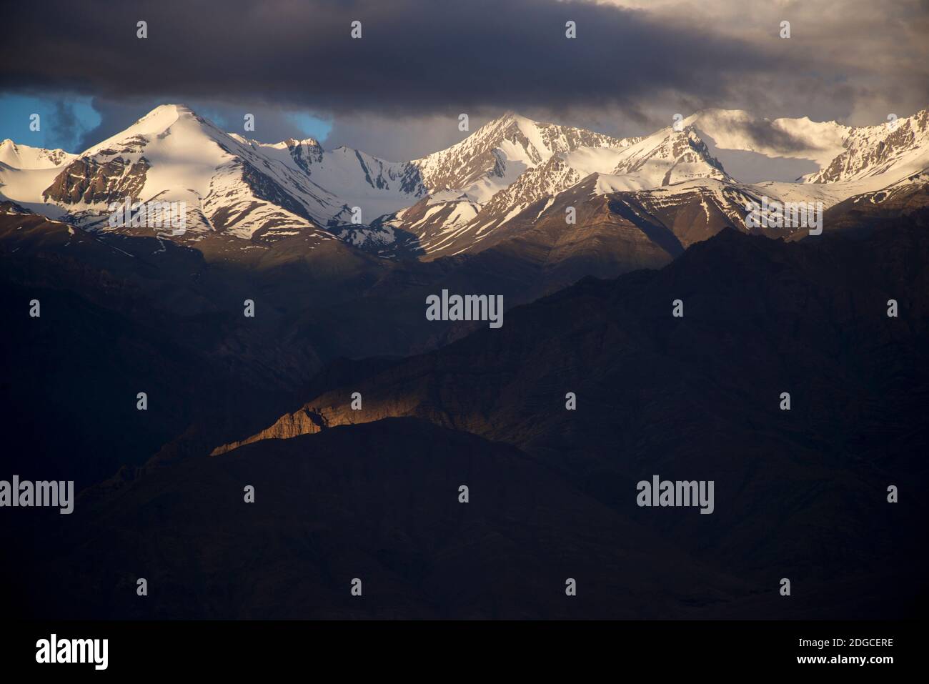 Early morning view of the Leh valley and Himalayan mountain backdrop ...