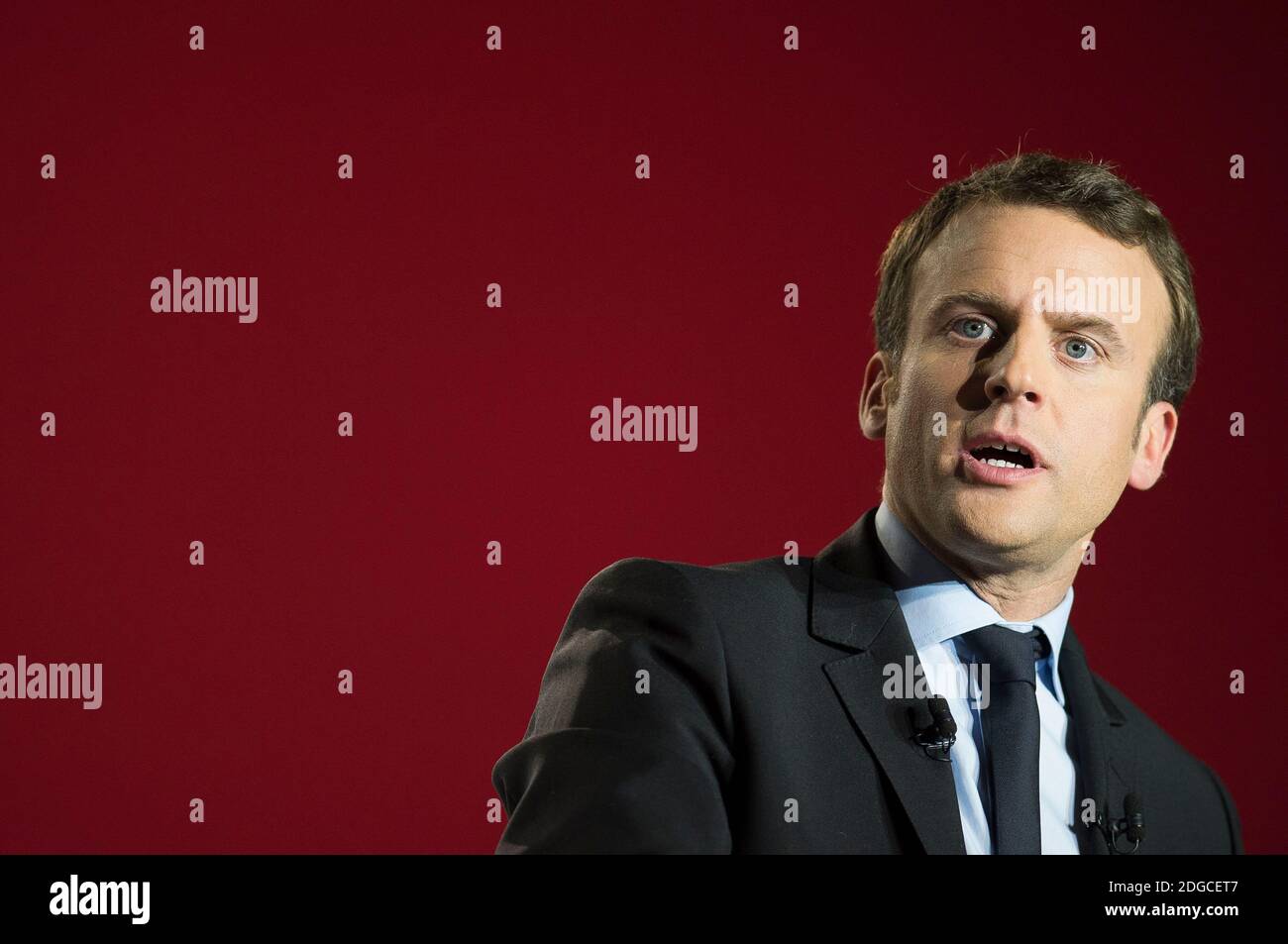 Presidential election candidate for the En Marche ! movement, Emmanuel ...