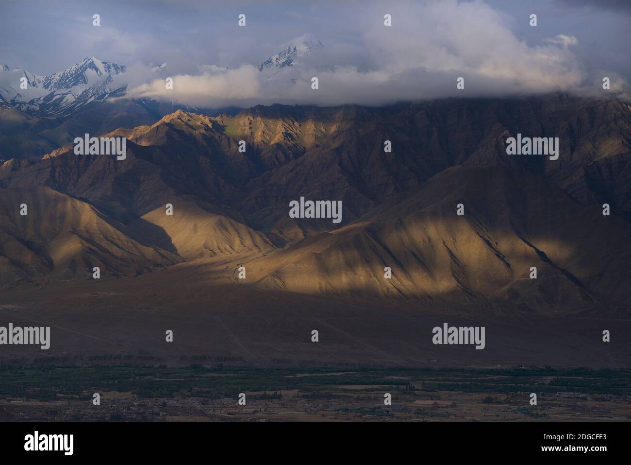 Early morning view of the Leh valley and Himalayan mountain backdrop ...