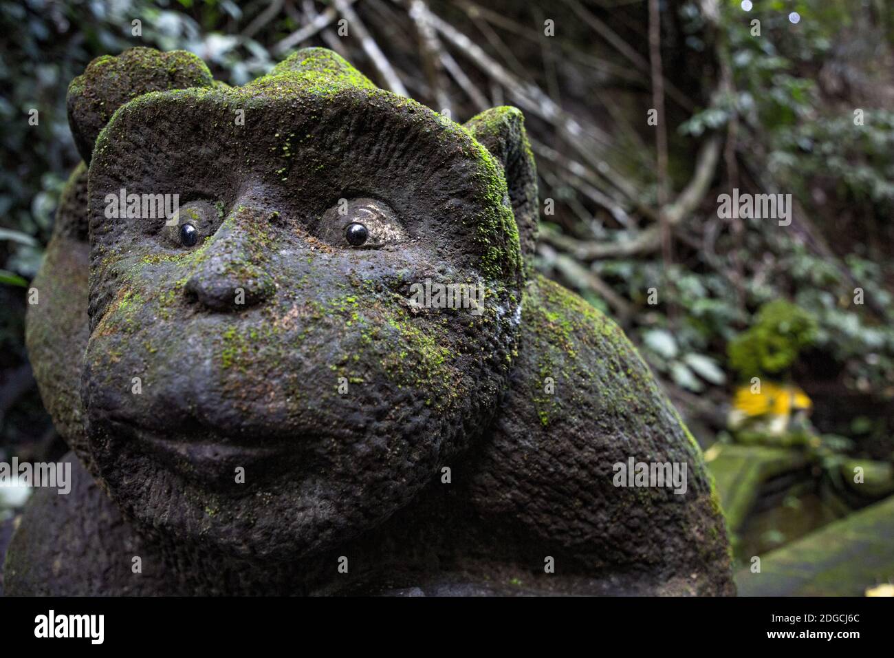Stone monkey hi-res stock photography and images - Alamy