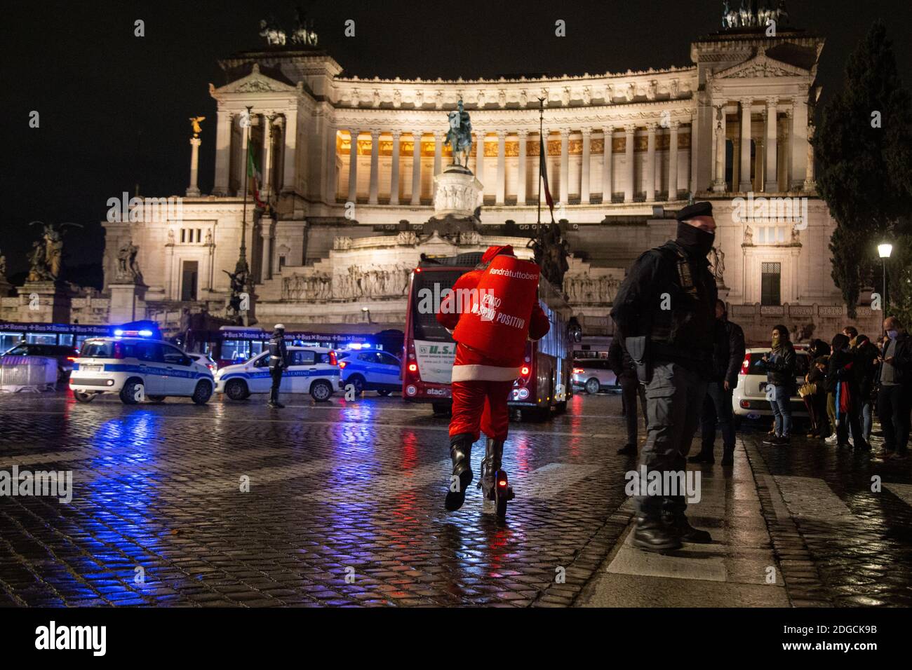 Rome, Italy. 08th Dec, 2020. A man dressed as Santa Claus, on a ...