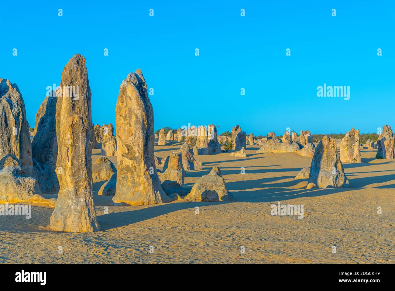 Sunset over the Pinnacles desert in Australia Stock Photo - Alamy