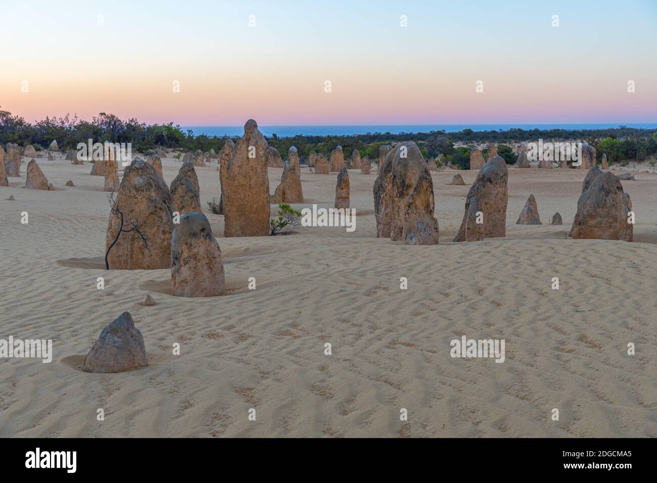 The pinnacles wa night hi-res stock photography and images - Alamy