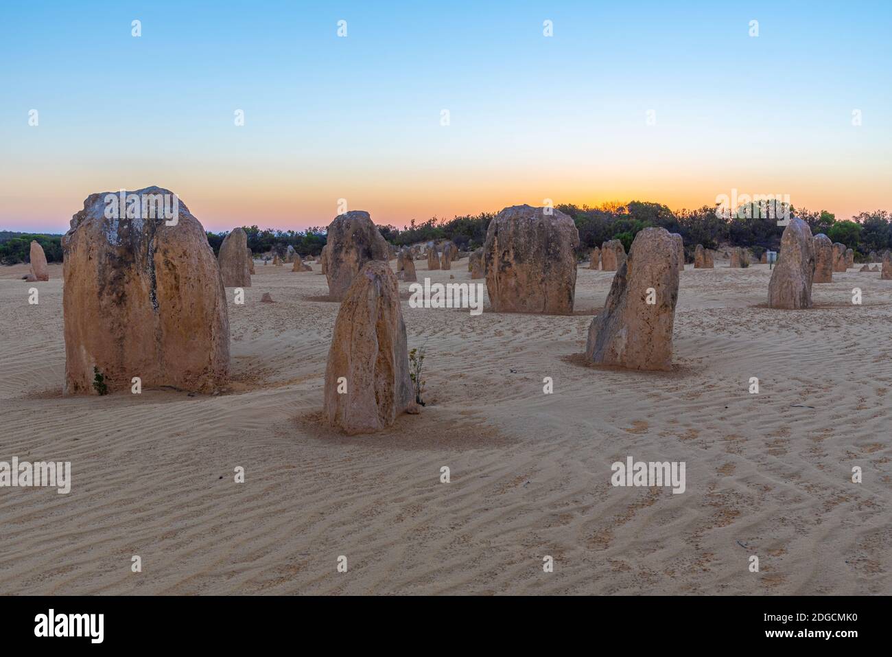 Sunset over the Pinnacles desert in Australia Stock Photo - Alamy
