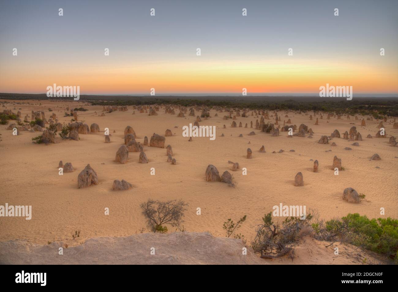 The pinnacles wa night hi-res stock photography and images - Alamy