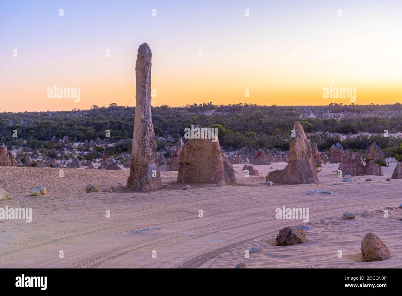 The pinnacles wa night hi-res stock photography and images - Alamy
