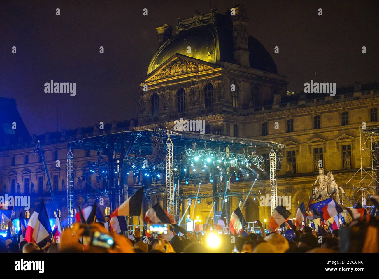 Atmosphere at Louvre Museum courtyard as elected president Emmanuel ...