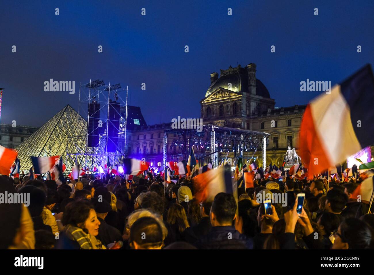 Atmosphere at Louvre Museum courtyard as elected president Emmanuel ...