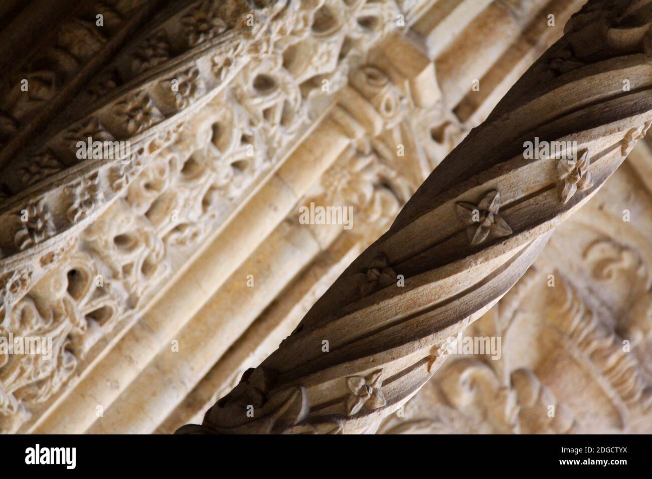 Column decorated hi-res stock photography and images - Alamy
