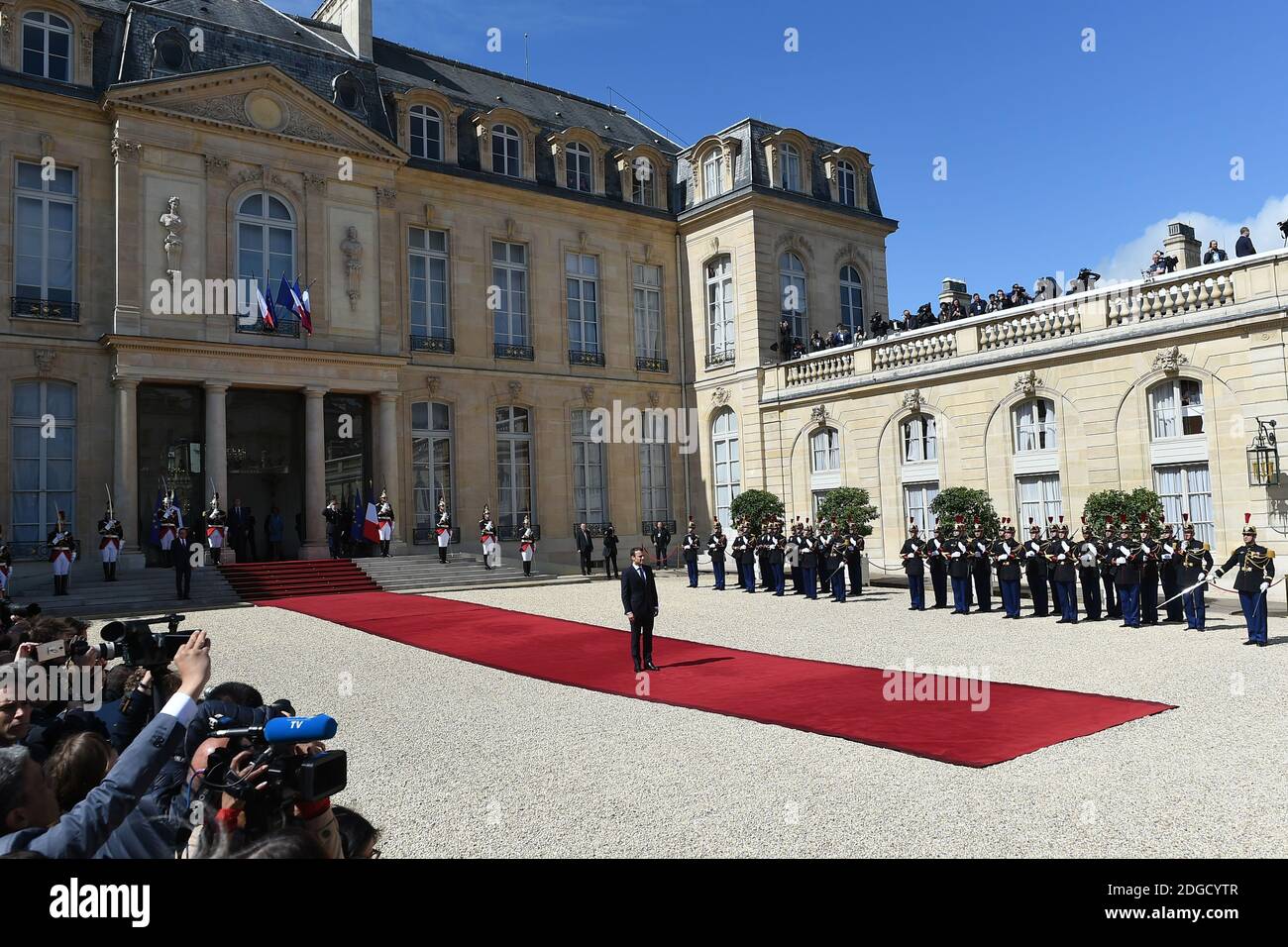 8th president of the 5th republic hi-res stock photography and images ...