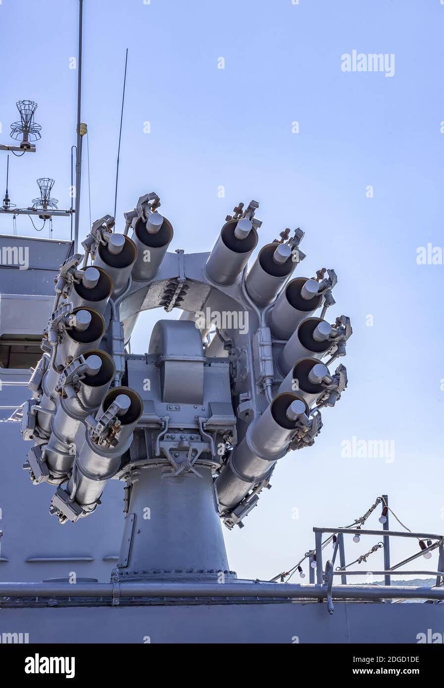 Heavy rocket launcher hi-res stock photography and images - Alamy