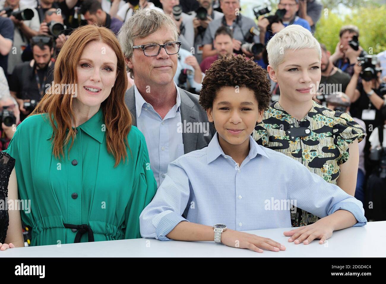 Julianne Moore, Todd Haynes, Jaden Michael and Michelle Williams ...
