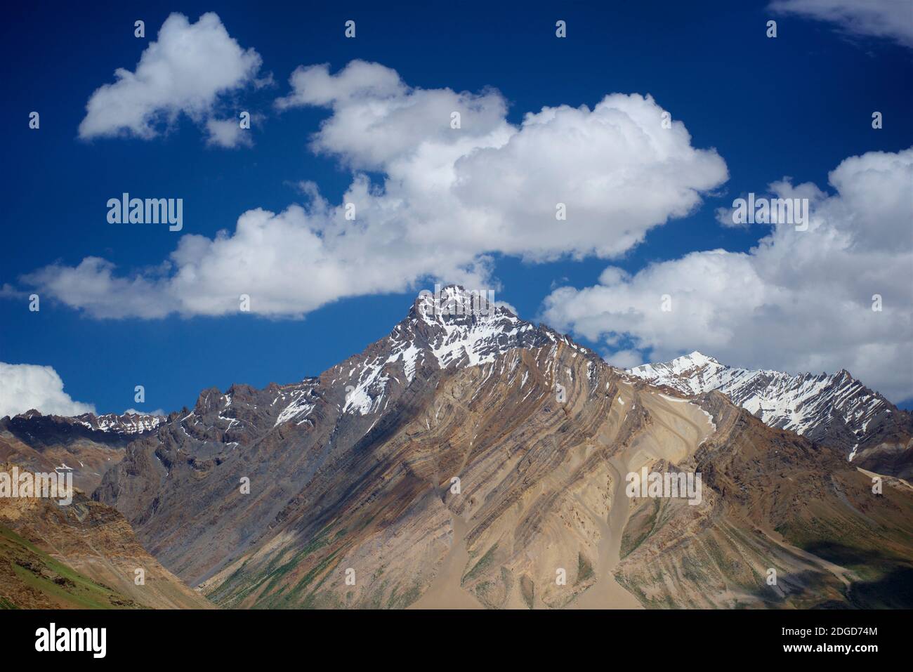 Spectacular Himalayan mountain scenery, Rangdum, Suru Valley, Kargil ...