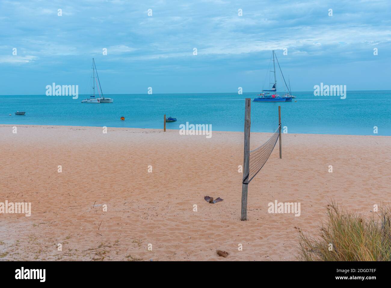 Monkey mia beach resort hi-res stock photography and images - Alamy
