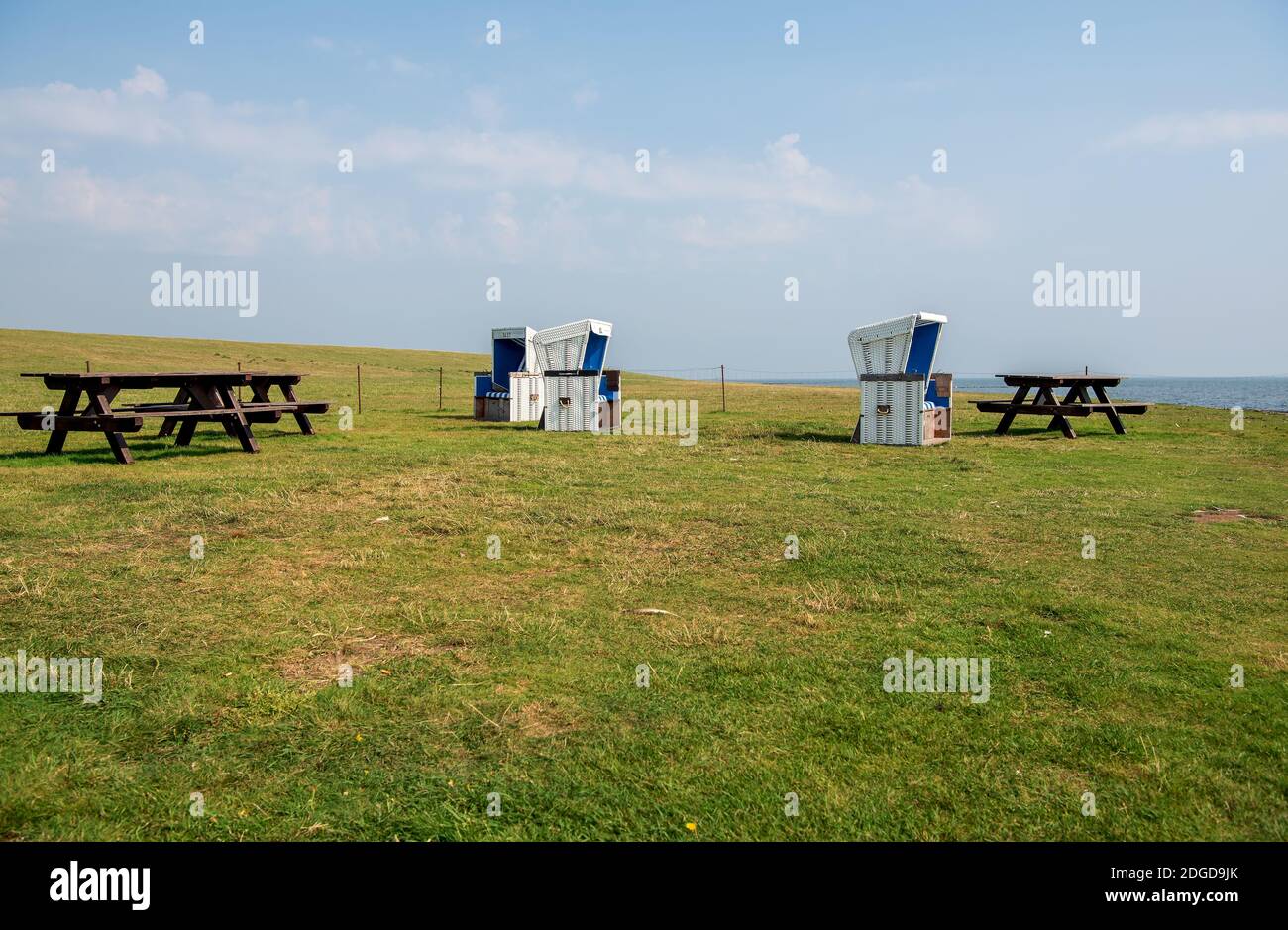 Sunbathing relax park bench hi-res stock photography and images - Alamy