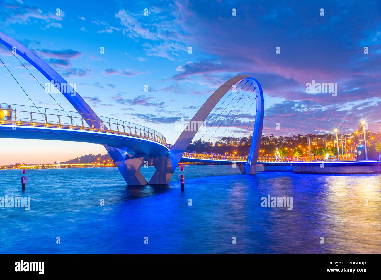 Night view of Elizabeth Quay Bridge in Perth, Australia Stock Photo - Alamy